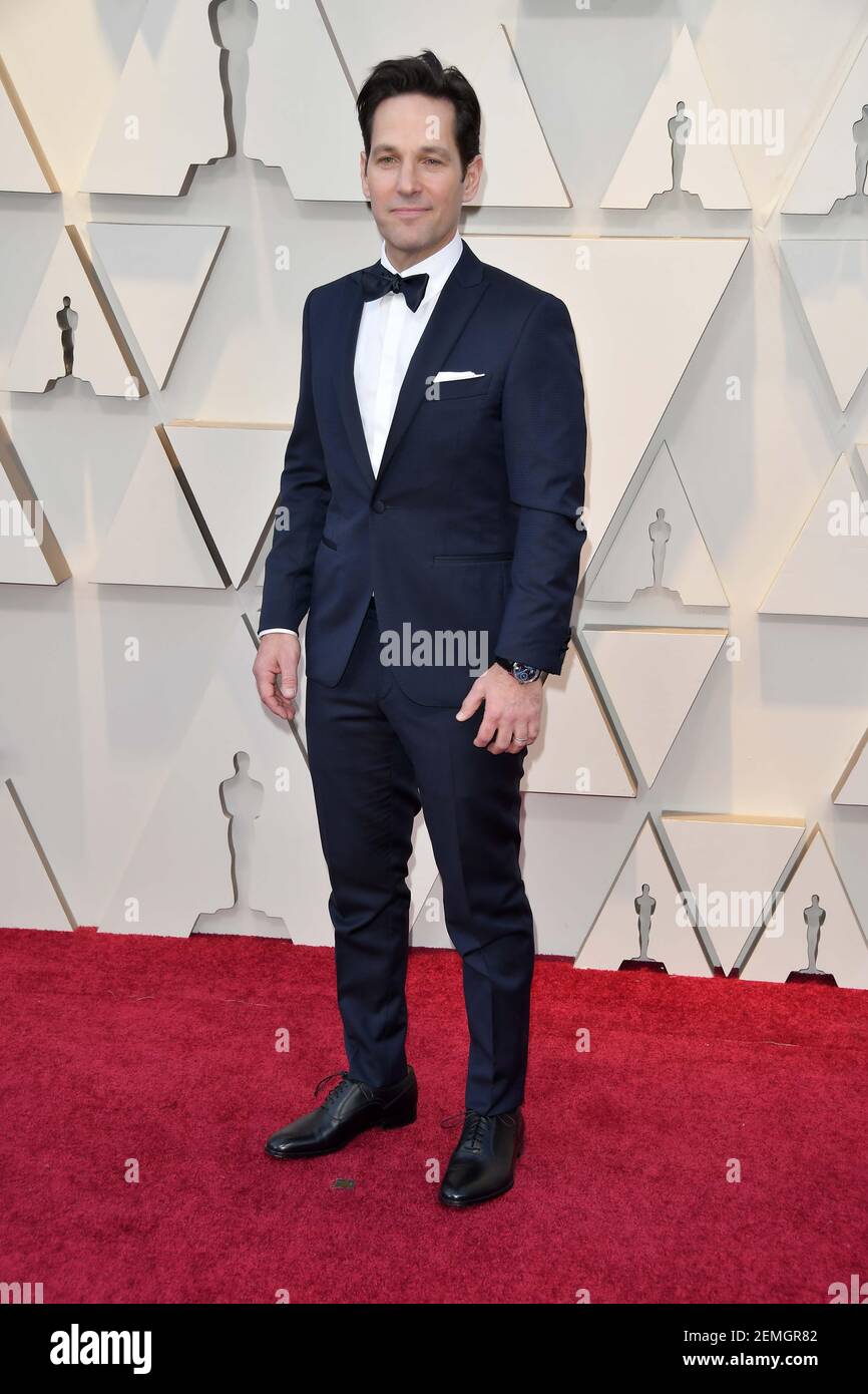 Paul Rudd walking on the red carpet at the 91st Academy Awards Oscars ...