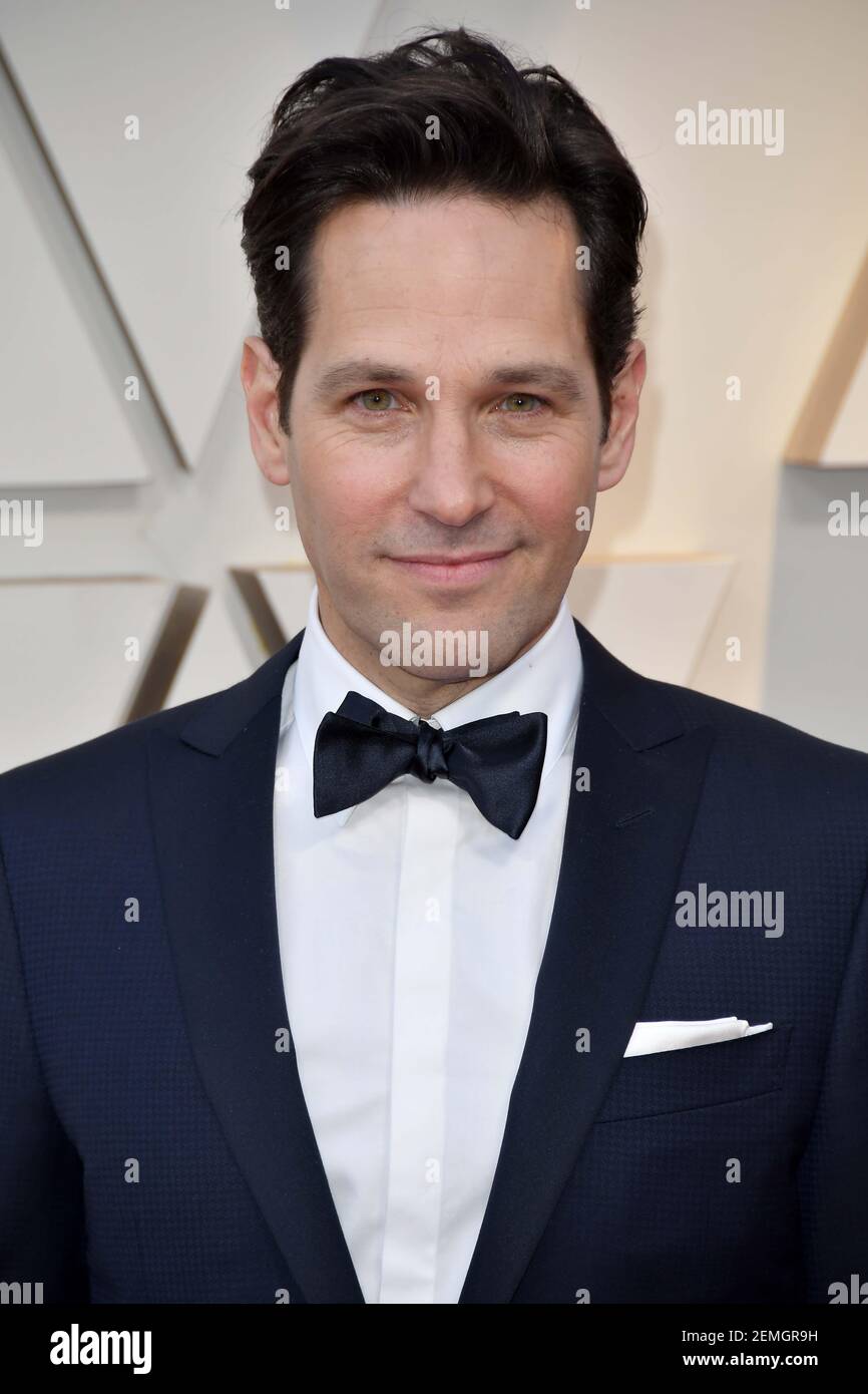 Paul Rudd walking on the red carpet at the 91st Academy Awards Oscars ...