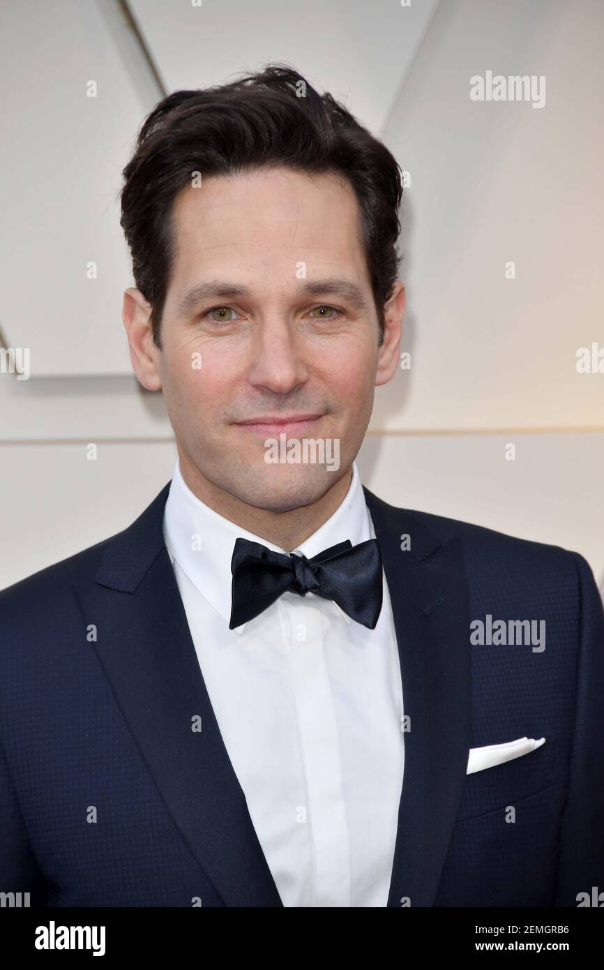 Paul Rudd walking on the red carpet at the 91st Academy Awards Oscars ...