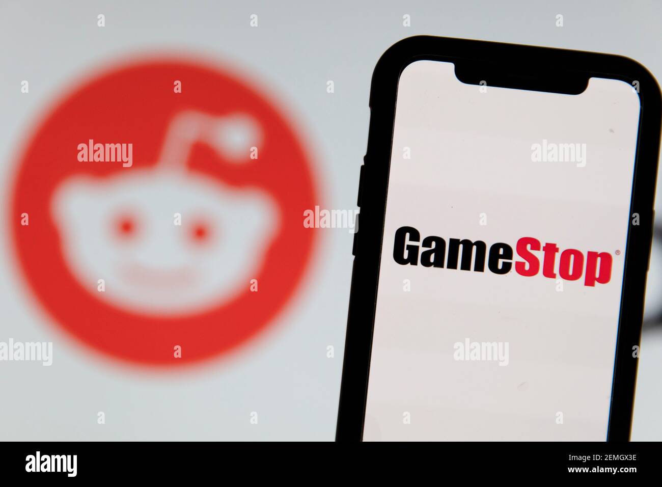 Gamestop logo hi-res stock photography and images - Alamy