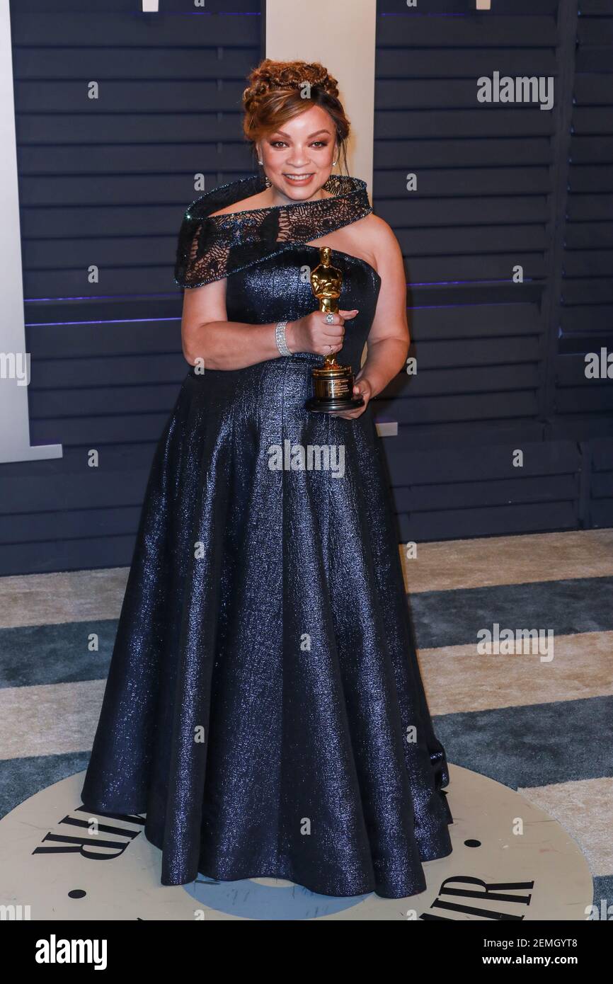 Ruth Carter walking on the red carpet at the 2019 Vanity Fair Oscar ...