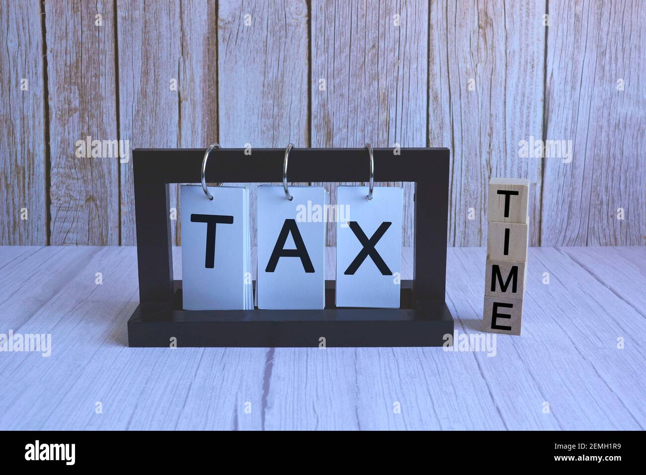 Time frame symbol businessman hi-res stock photography and images - Alamy