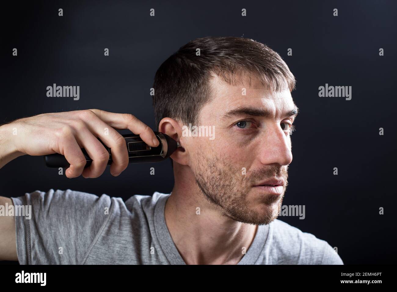 Nostril trim hi-res stock photography and images - Alamy