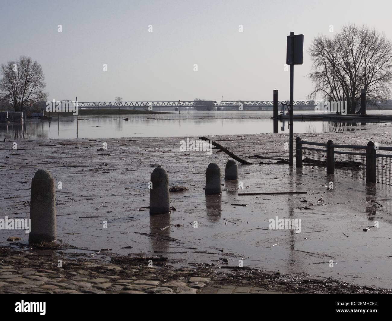 62 degrees celsius hi-res stock photography and images - Alamy