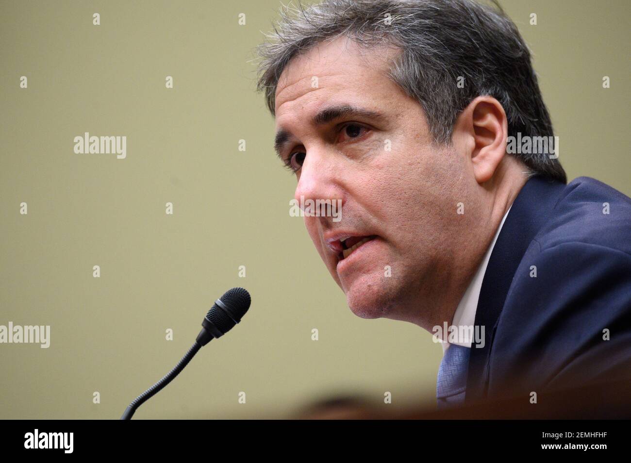 Michael Cohen, former lawyer for President Donald Trump, testifies ...