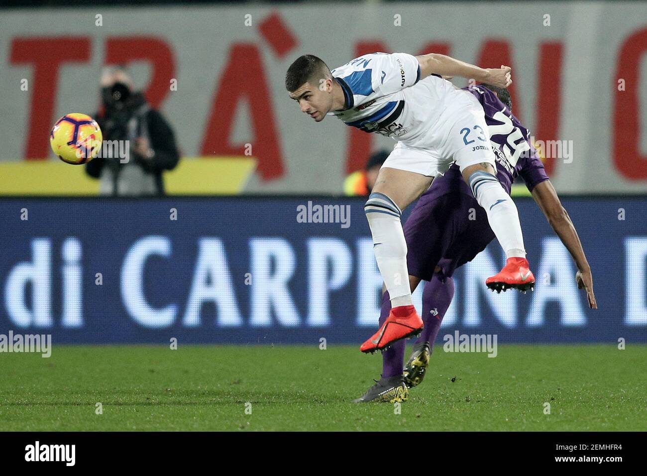 Gianluca Mancini of Atalanta and Luis Muriel of Fiorentina Firenze 27 ...
