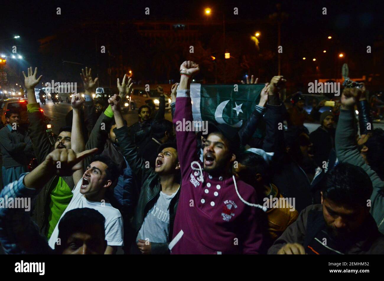 Citizens & civil society celebrates during a rally chant slogans in ...