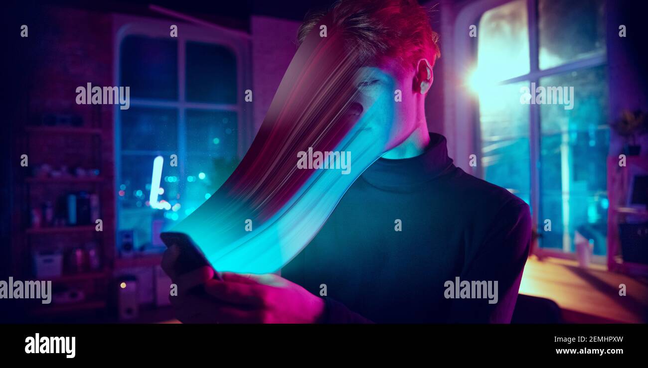 Technology addiction art hi-res stock photography and images - Alamy