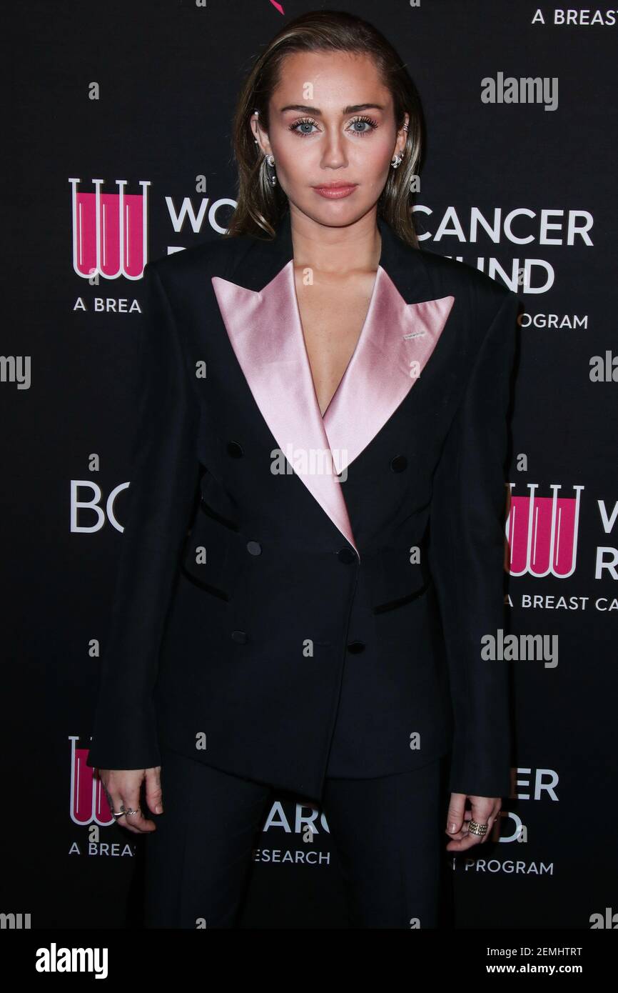 BEVERLY HILLS, LOS ANGELES, CA, USA - FEBRUARY 28: Singer Miley Cyrus ...