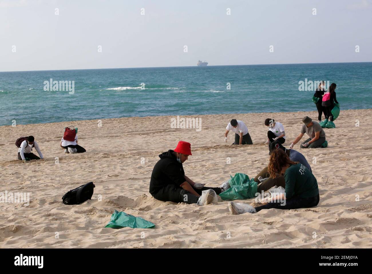 Cleaning city beach near hi-res stock photography and images - Alamy