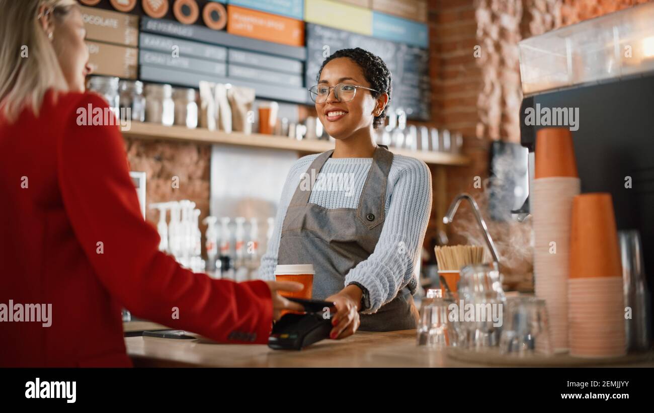 Pay at counter hi-res stock photography and images - Alamy