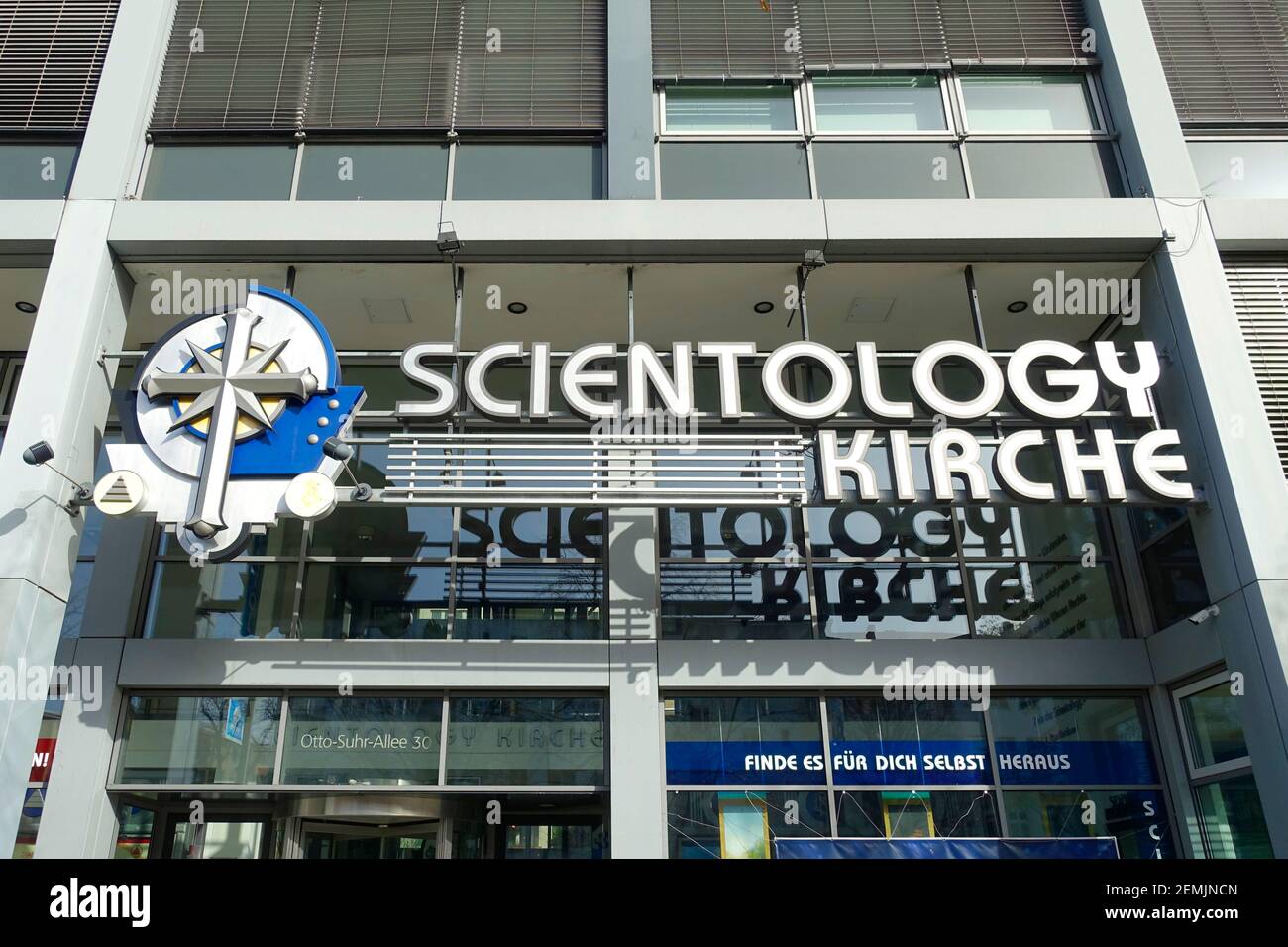 Scientology logo hi-res stock photography and images - Alamy