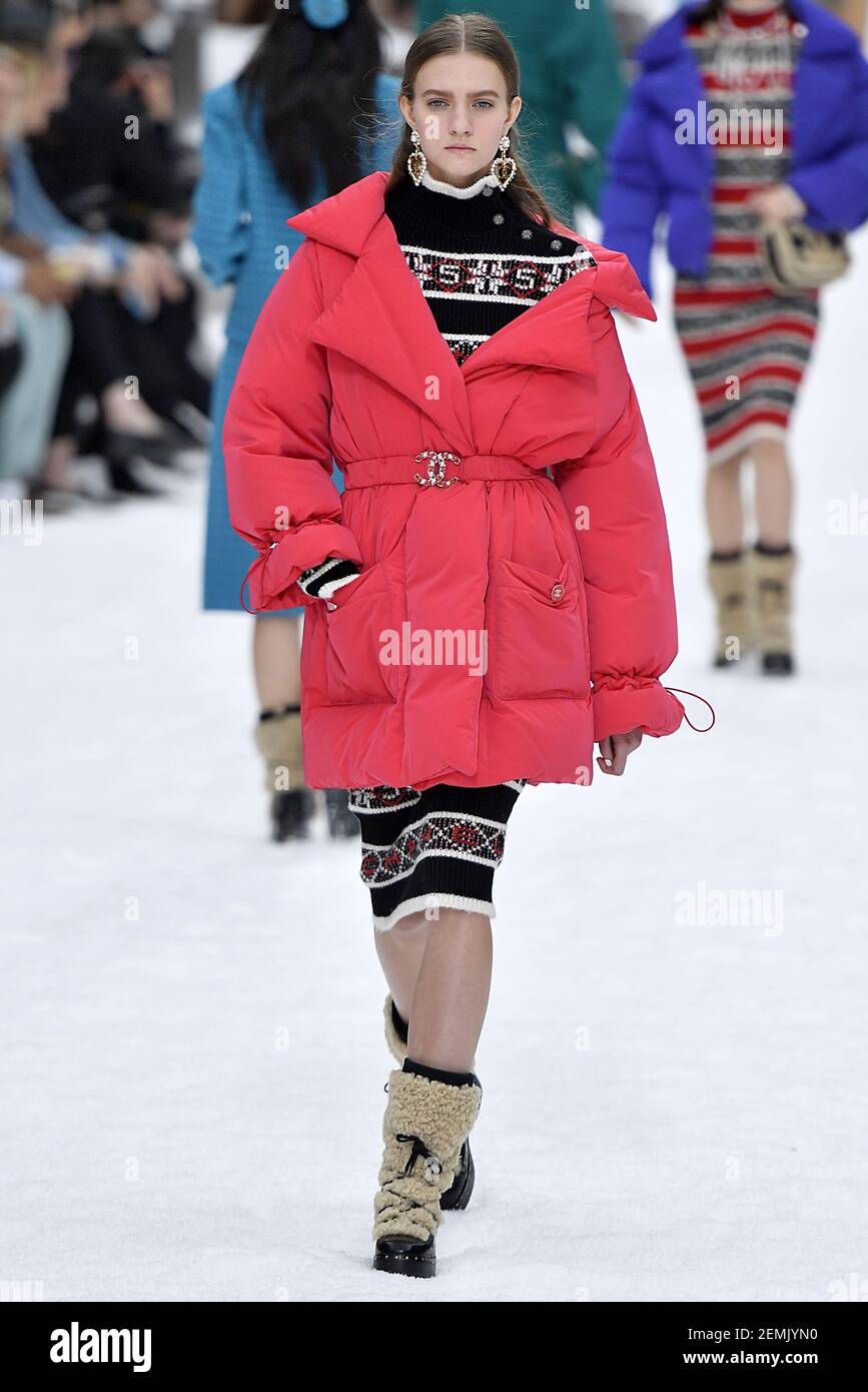 Model Vanessa Hartog walks on the runway during the Chanel Ready To ...