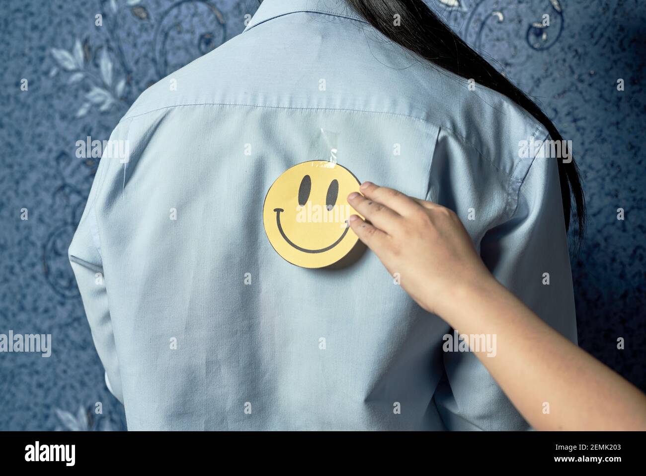 Moms back hi-res stock photography and images - Alamy