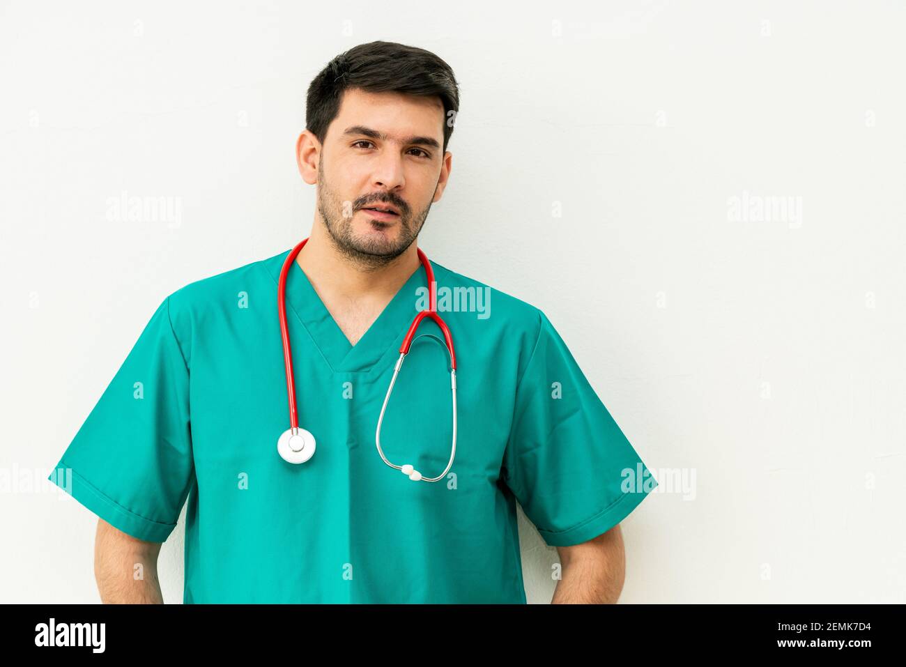 Veterinary staff hi-res stock photography and images - Alamy