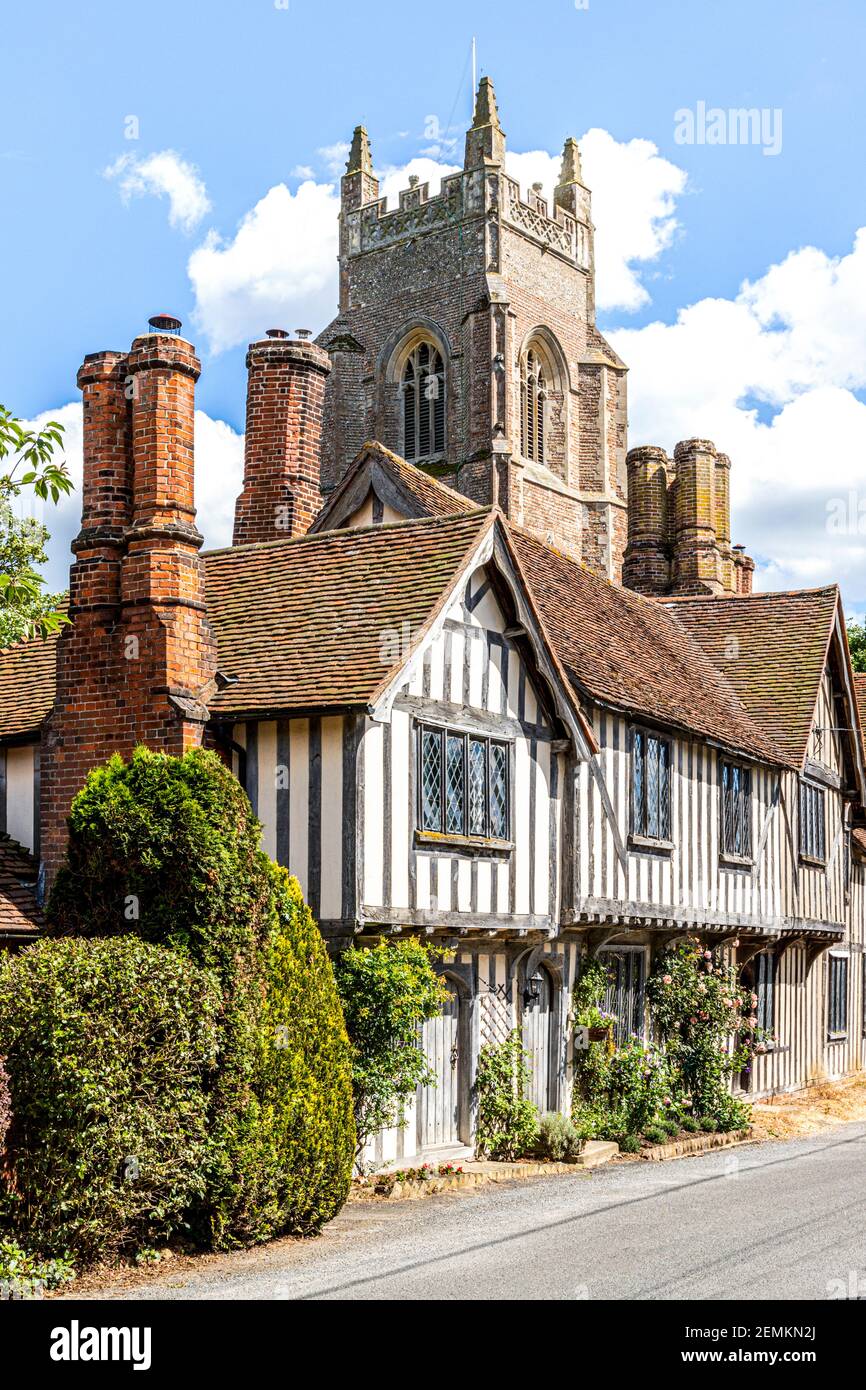 Medieval half timber houses britain uk hi-res stock photography and ...