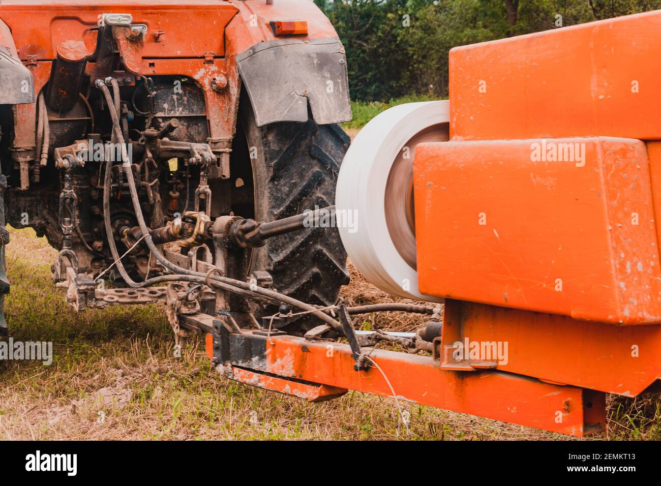 Hay compaction hi-res stock photography and images - Alamy