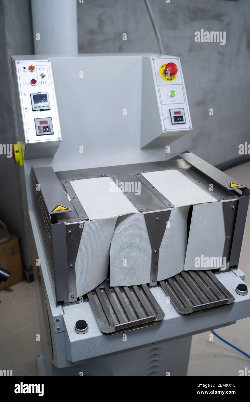 Automatic machinery hi-res stock photography and images - Alamy