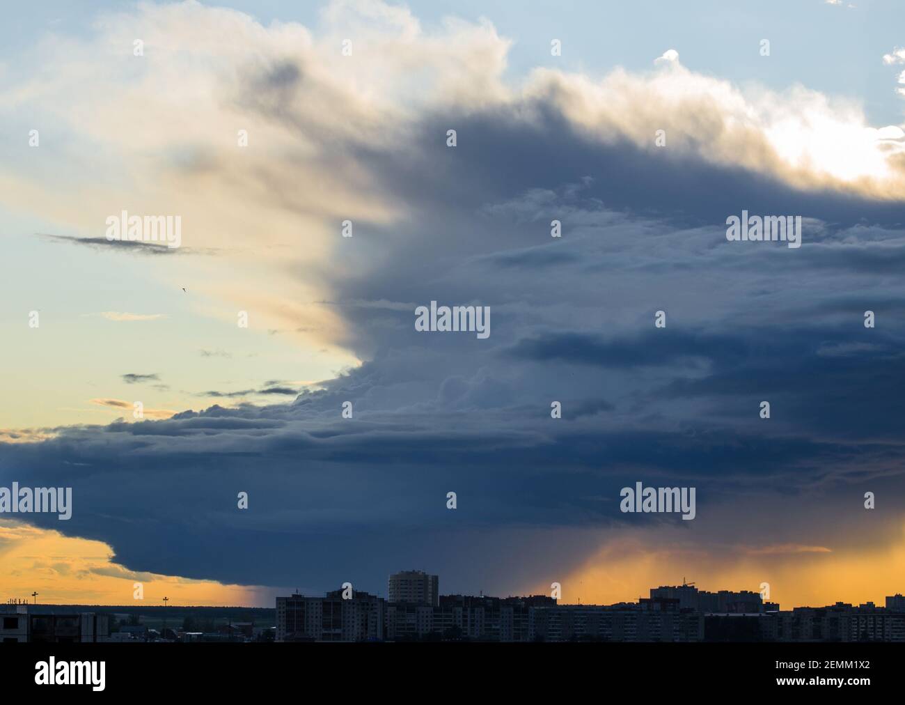 Weatherwarning hi-res stock photography and images - Alamy