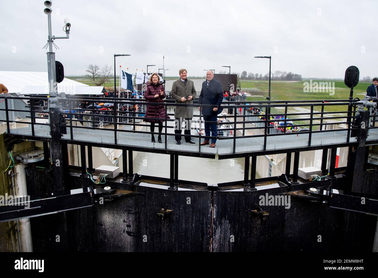 King Willem Alexander officially started using the Reevediep in Kampen ... King Willem Alexander officially started using the Reevediep in Kampen ...