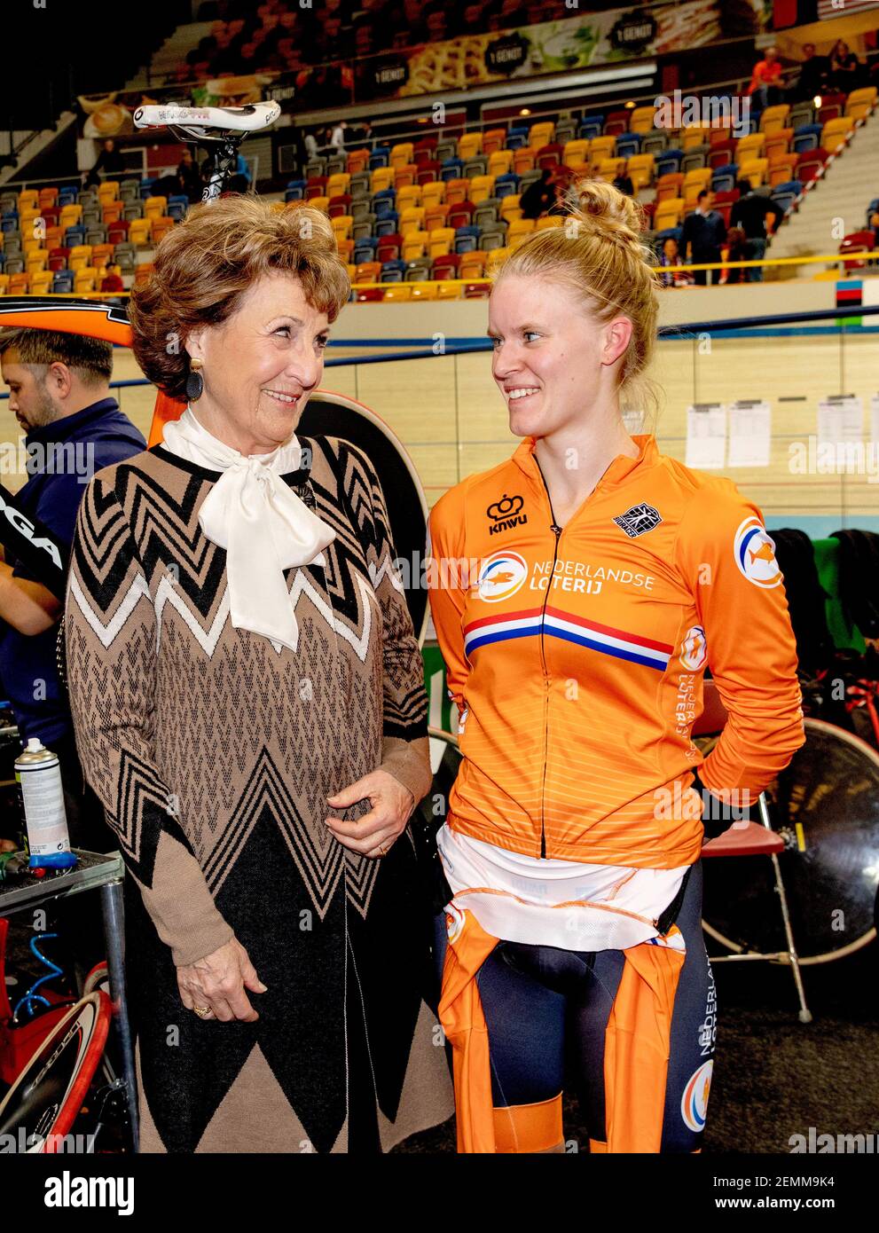Princess Margriet with Caroline Groot worldchampion 500 meters ...
