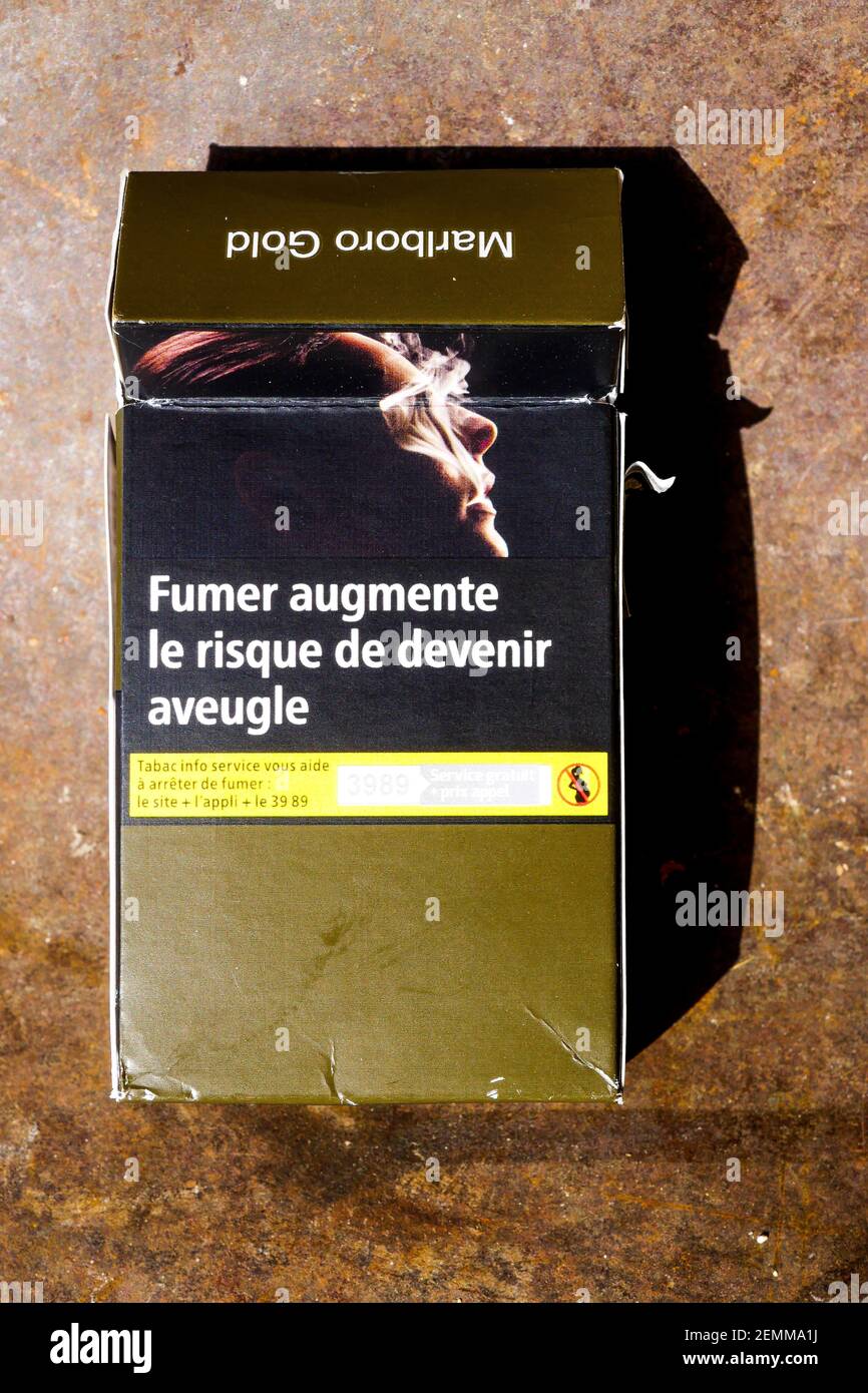 Health warning on an empty cigarettes pack, Lyon, France Stock Photo ...