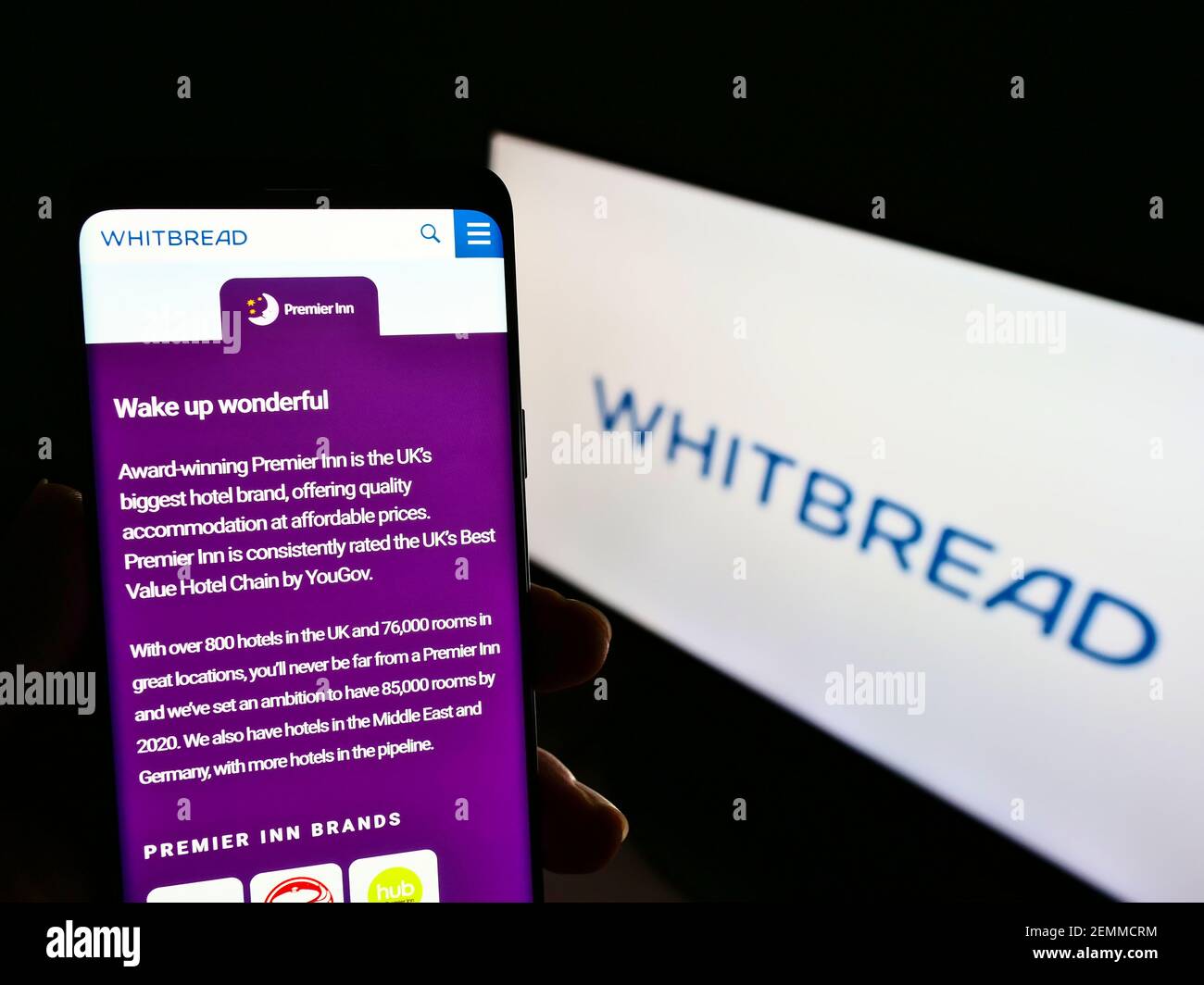 Beefeater restaurant logo hi-res stock photography and images - Alamy