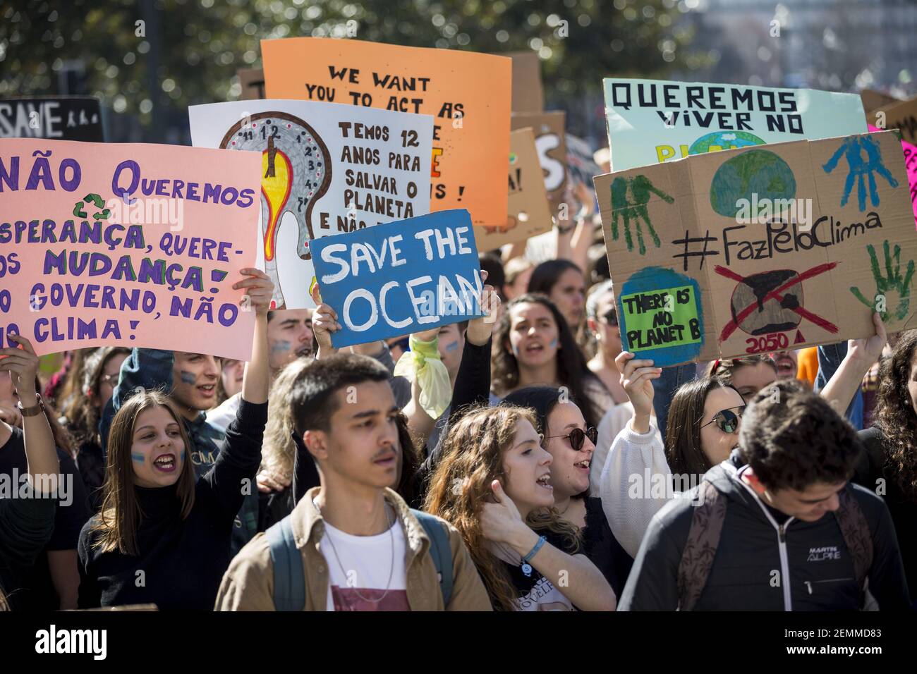 Students seen holding placards shouting slogans during the protest ...