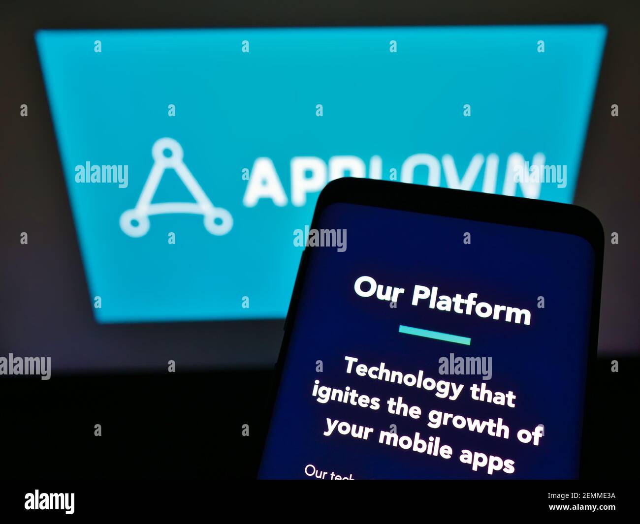 Applovin logo hi-res stock photography and images - Alamy