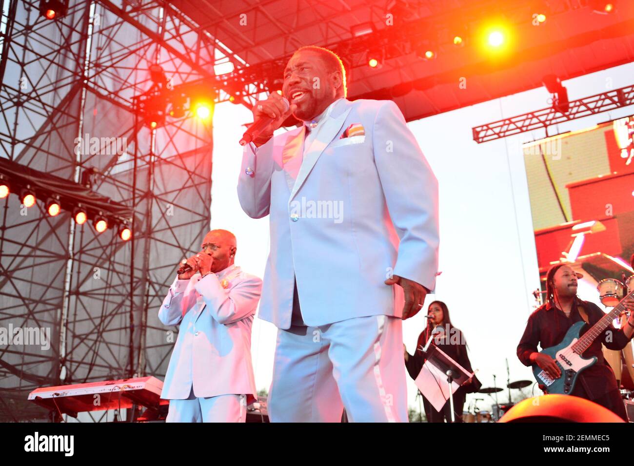 Walter Williams, Eric Nolan Grant and Eddie Levert of The O'Jays ...