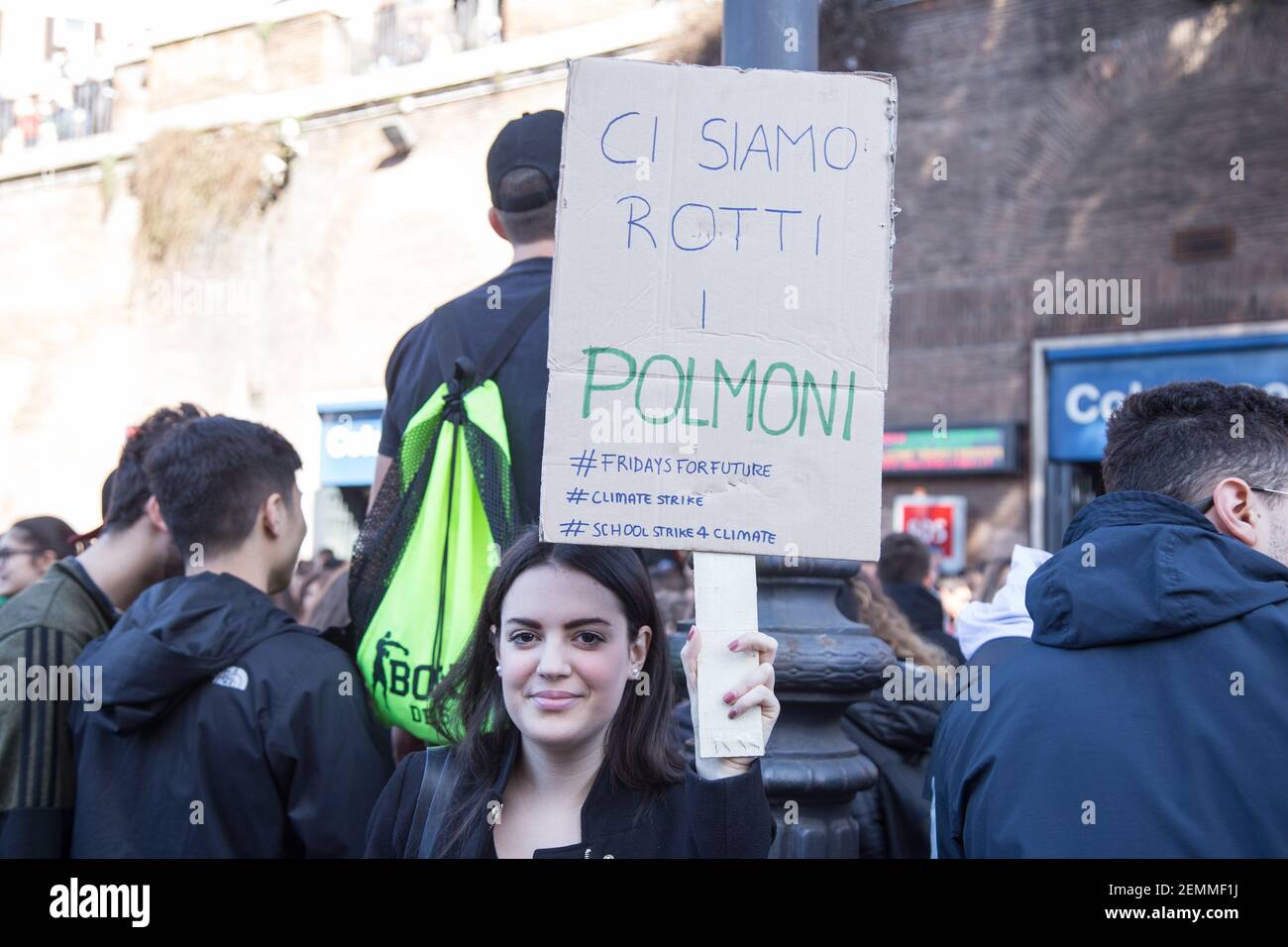 Student strike in Rome and demonstration from the Colosseum to Piazza ...