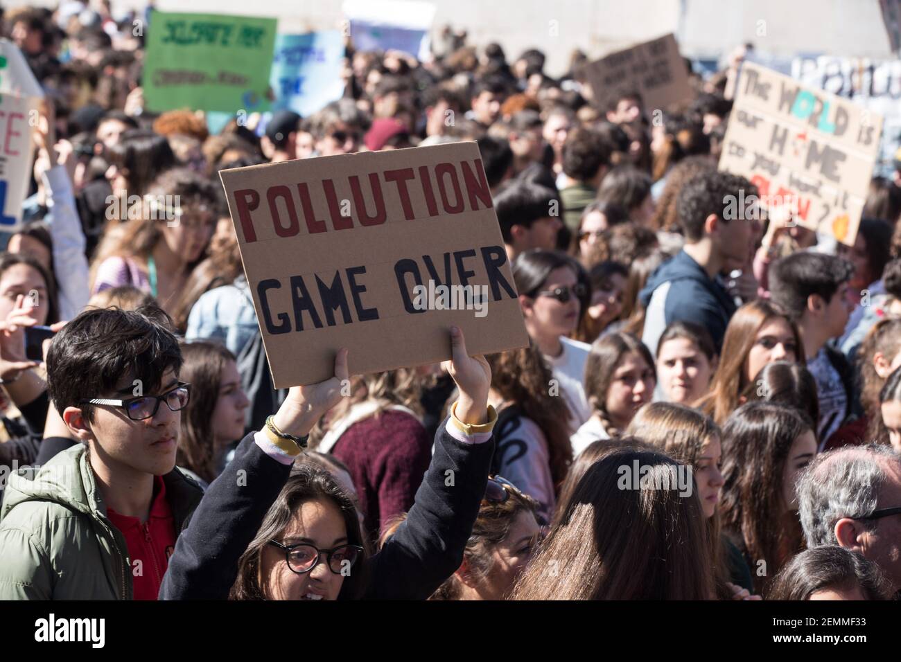 Student strike in Rome and demonstration from the Colosseum to Piazza ...