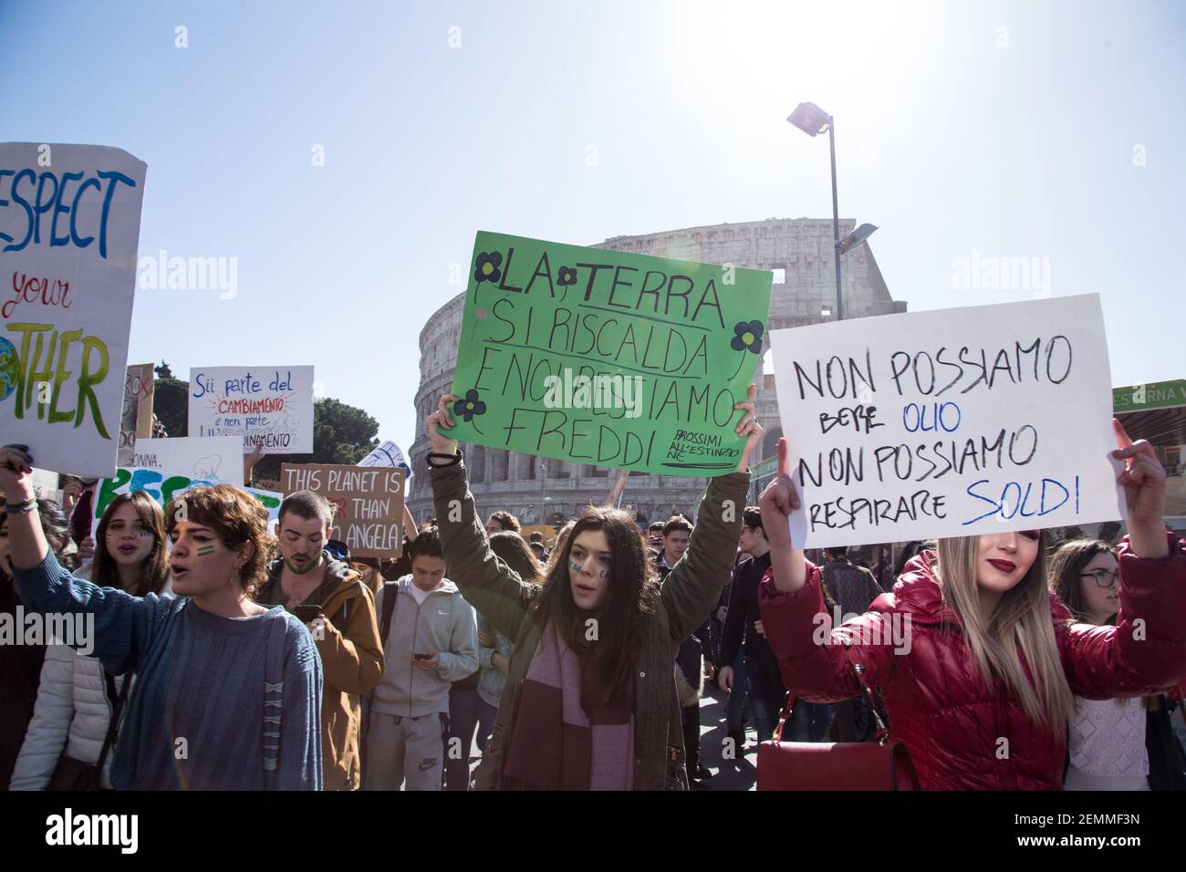 Student strike in Rome and demonstration from the Colosseum to Piazza ...