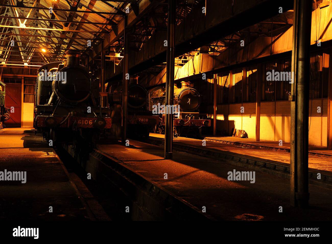 "6106", "Cookham Manor" and "Earl Bathurst / Drysllwyn Castle" inside ...