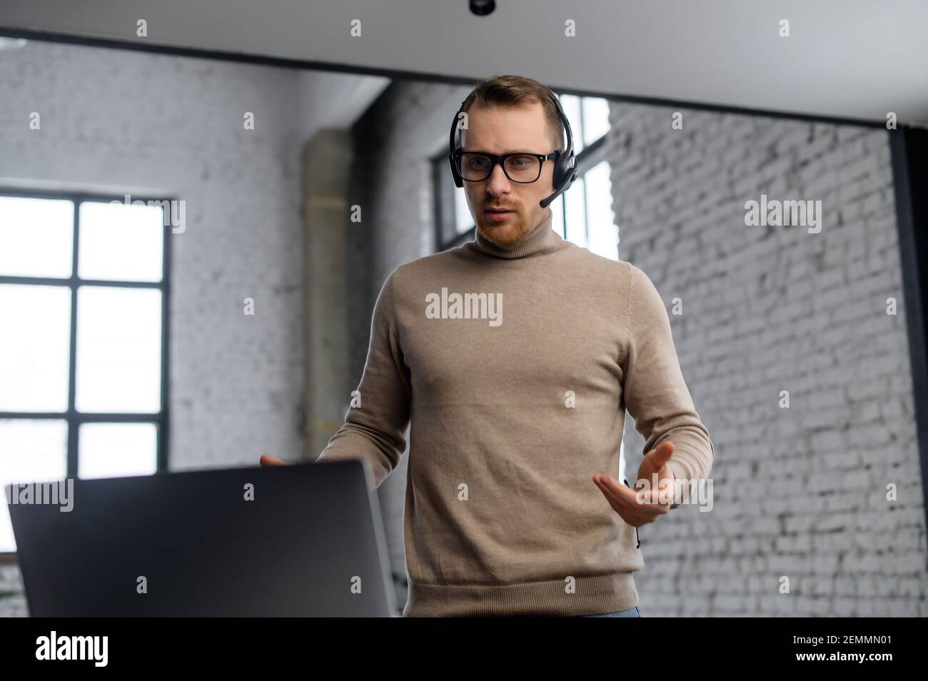 Actively thinking hi-res stock photography and images - Alamy