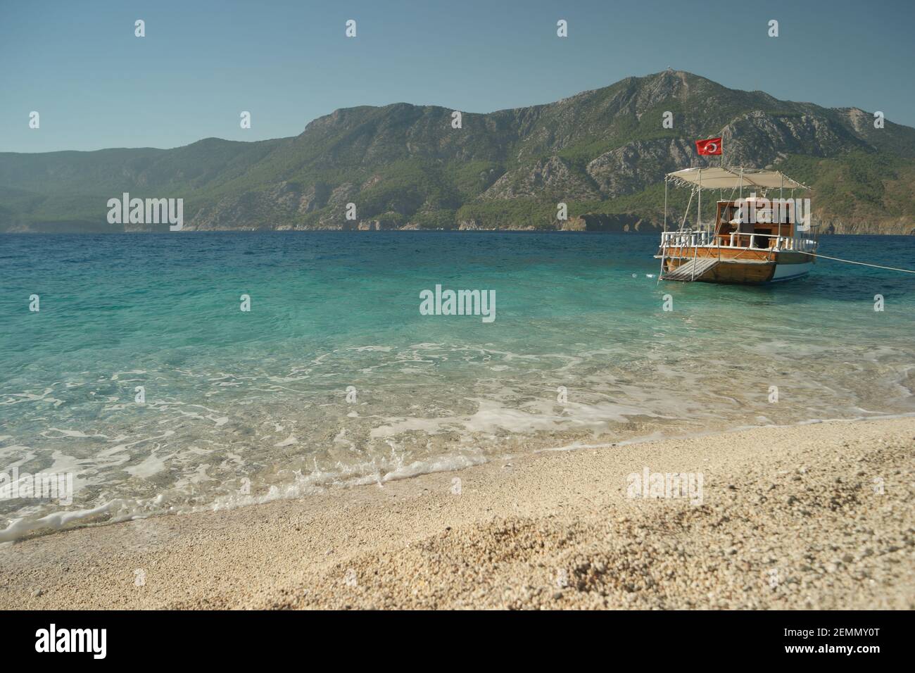 Picturesque marina tropical beach vacation hi-res stock photography and ...