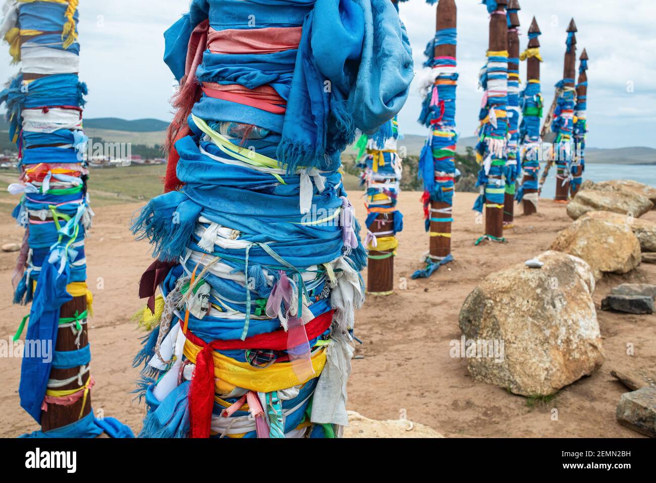 Ritual pillar colored ribbons hi-res stock photography and images - Alamy