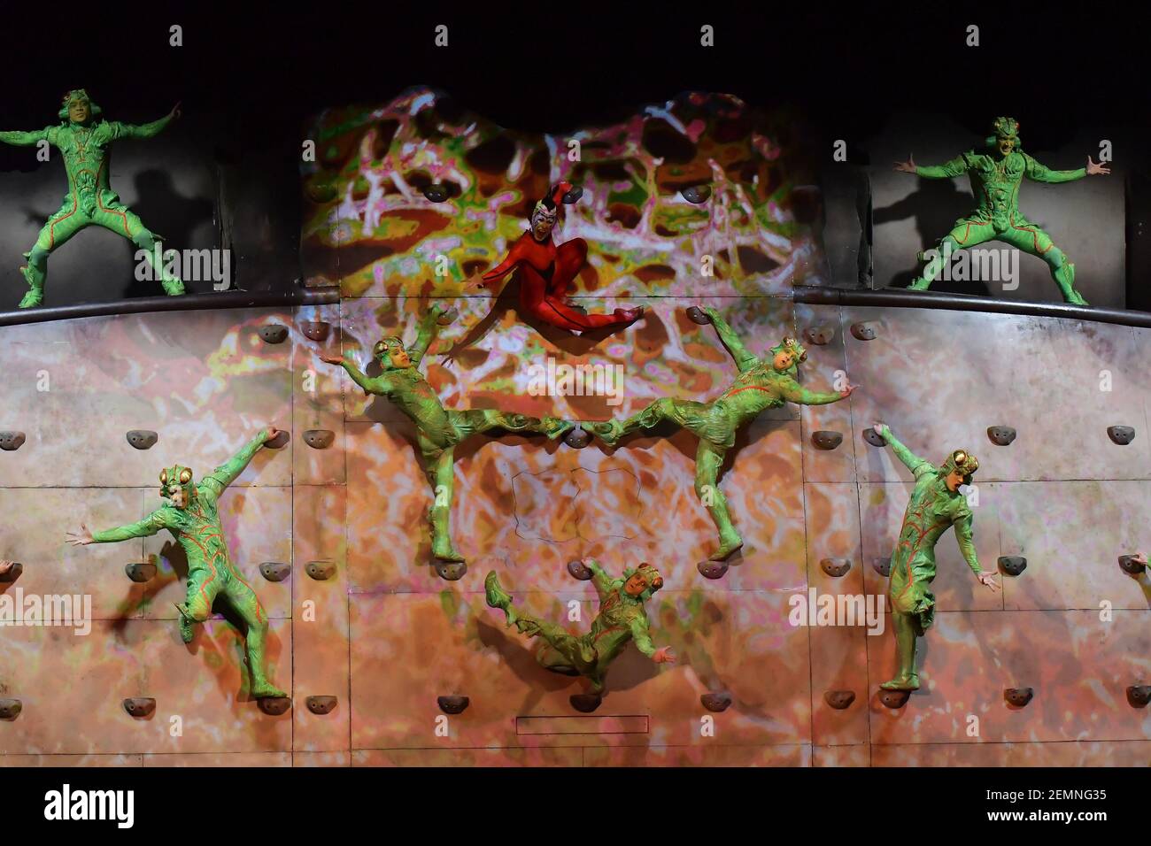 RJ - Rio de Janeiro - 03/21/2019 - OVO SHOW CIRQUE DU SOLEIL, RJ - OVO ...