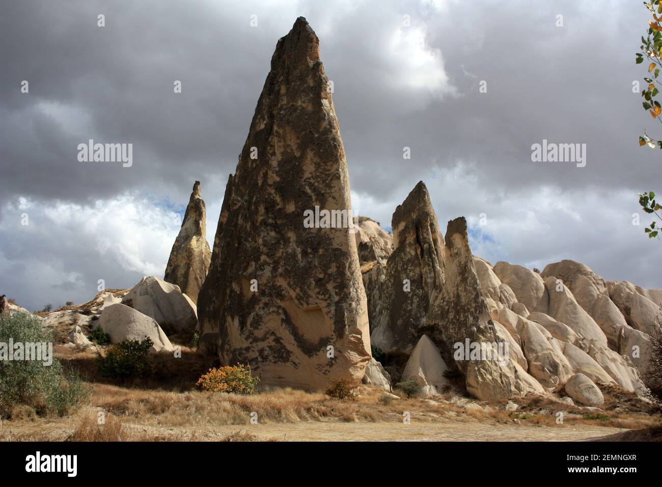 Tuff sedimentary rock hi-res stock photography and images - Alamy
