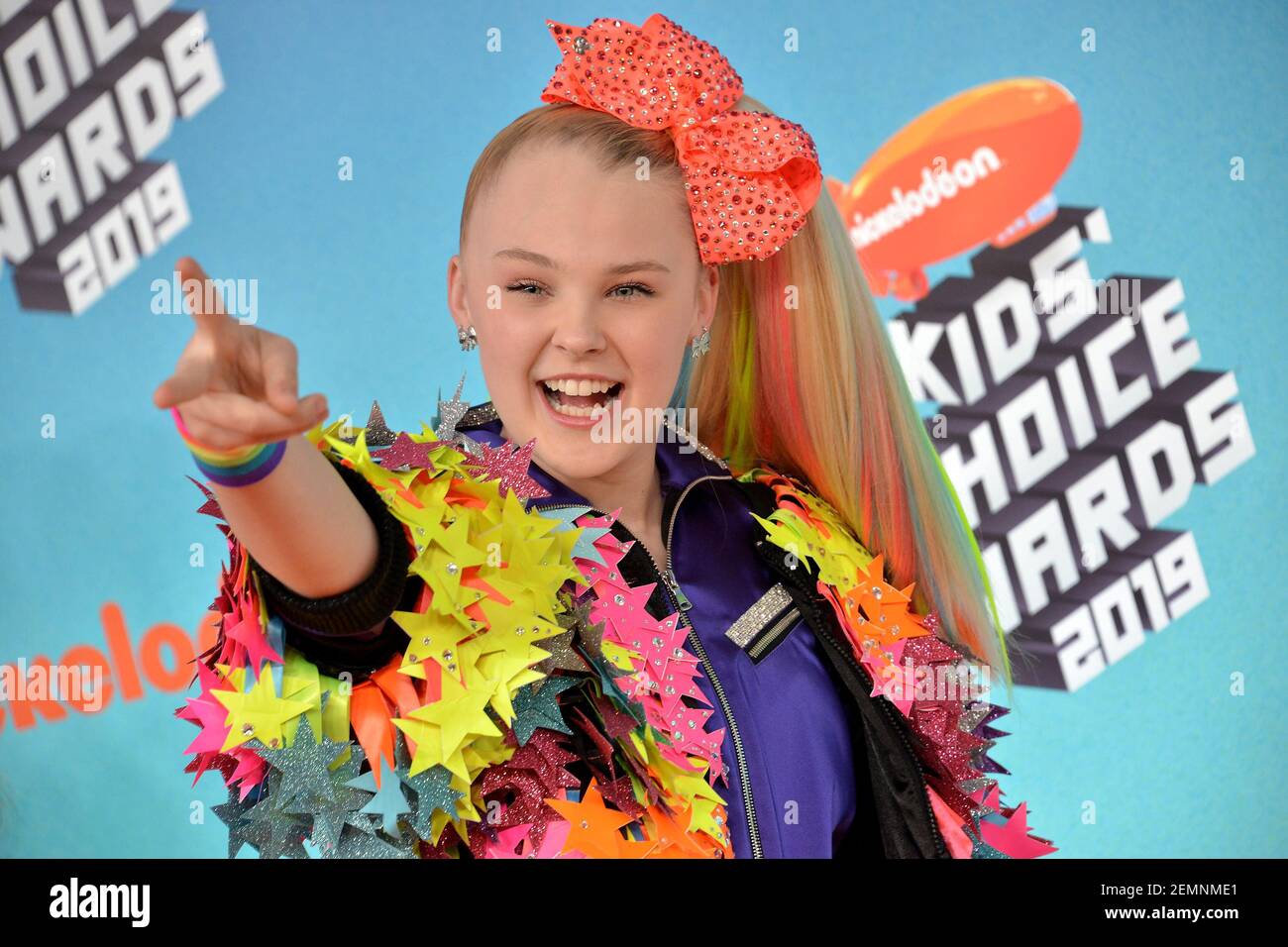 JoJo Siwa at Nickelodeon's 2019 Kids' Choice Awards held at Galen ...