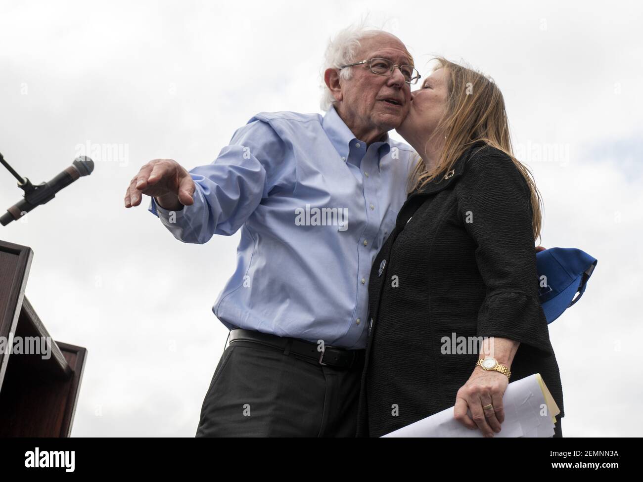 Senator Bernie Sanders and his wife, Jane Sanders, show affection for ...