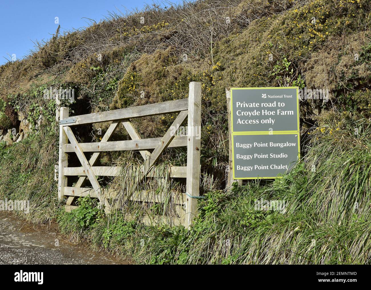 Signs around Baggy Point, Baggy Point, North Devon Coast Stock Photo ...