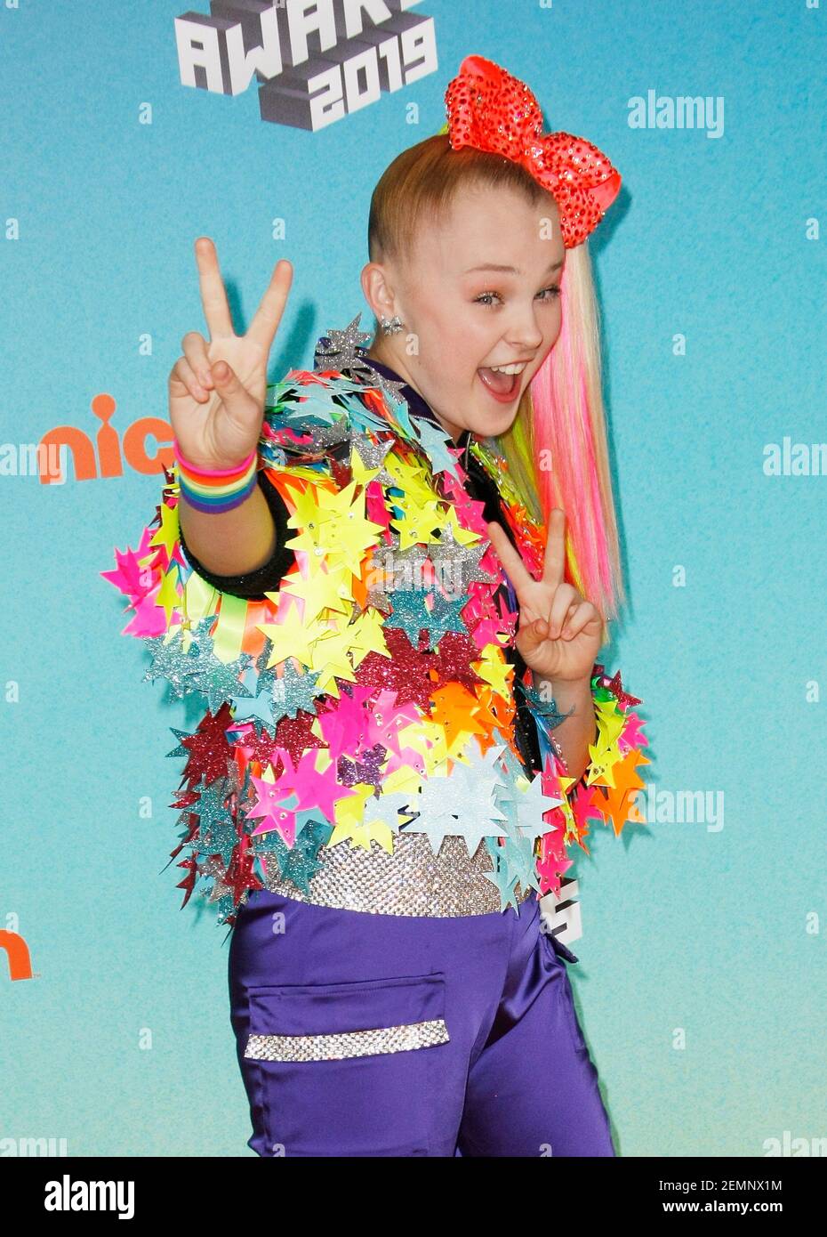 LOS ANGELES, CA - MARCH 23: JoJo Siwa attends Nickelodeon's 2019 Kids ...