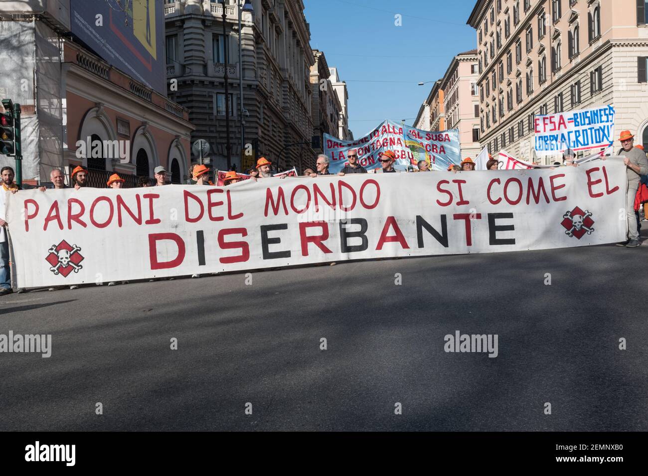 (3/23/2019) Thousands of people demonstrated to stop global warming and ...