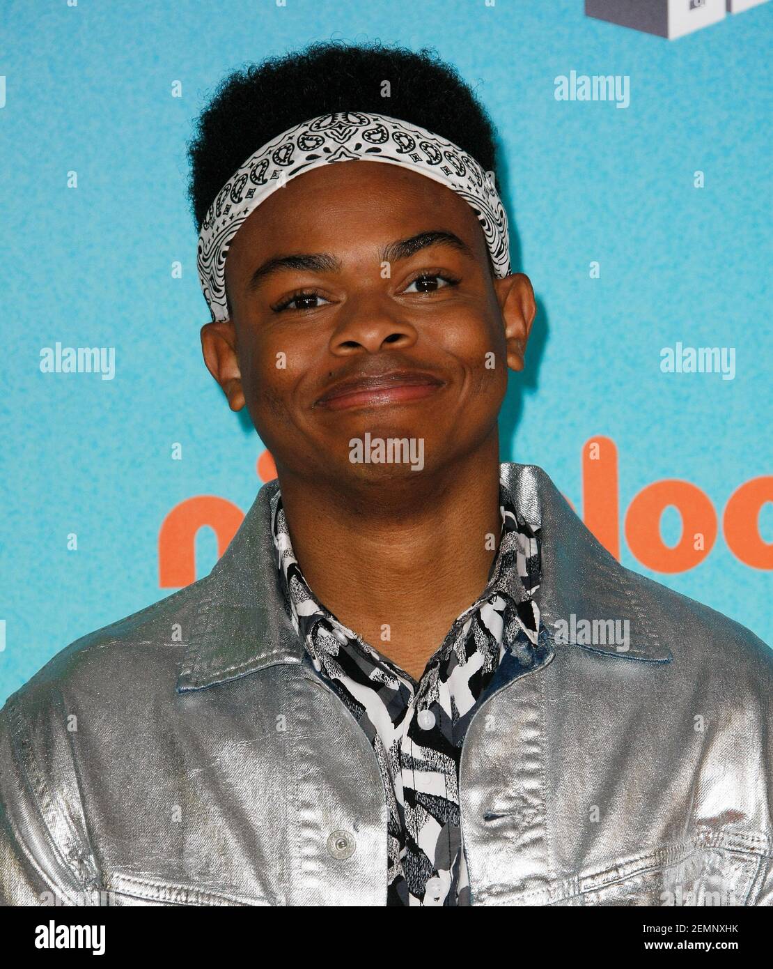 LOS ANGELES, CA - MARCH 23: DangMattSmith attends Nickelodeon's 2019 ...