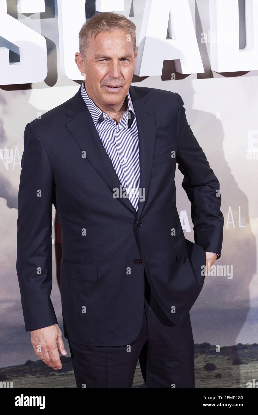Actor Kevin Costner attends the. Highwaymen' ('Emboscada final') at ...