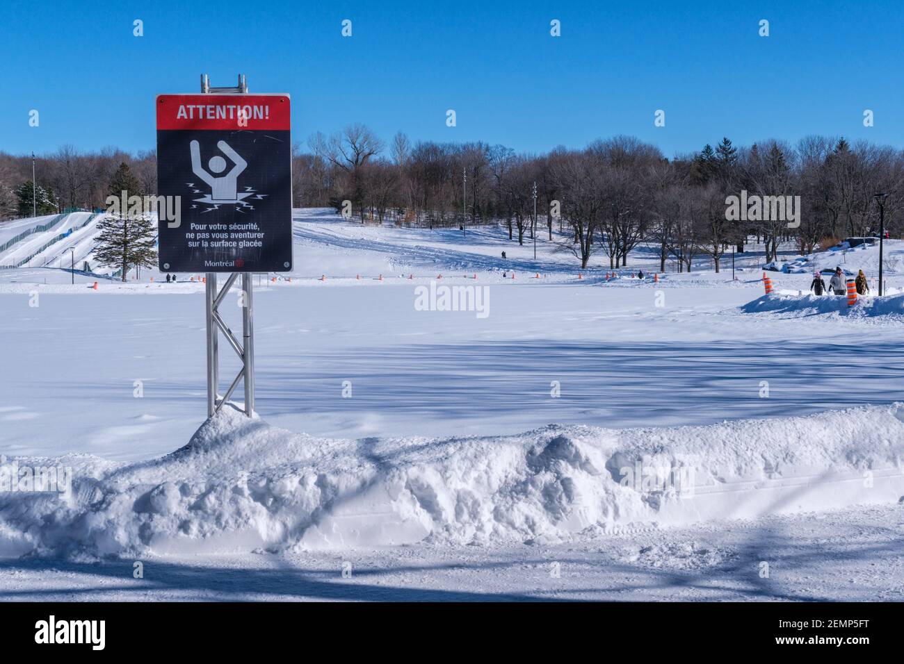 Lake ice and outdoor safety hi-res stock photography and images - Alamy