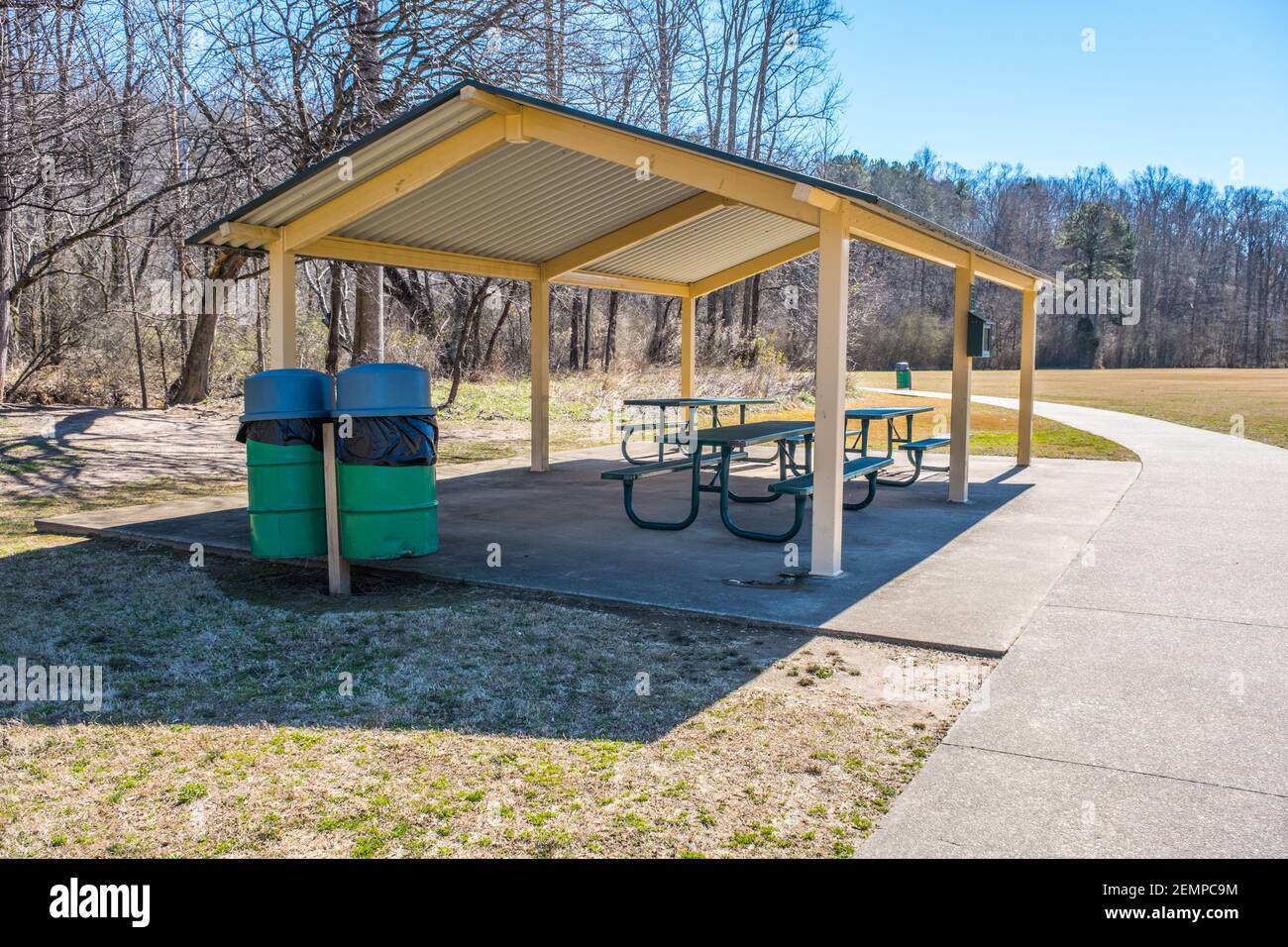 Garbage on picnic area hi-res stock photography and images - Alamy