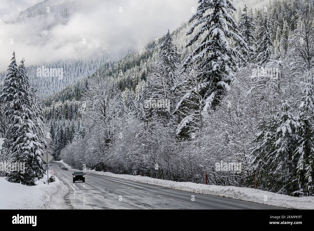 Cascade wonderland highway hi-res stock photography and images - Alamy