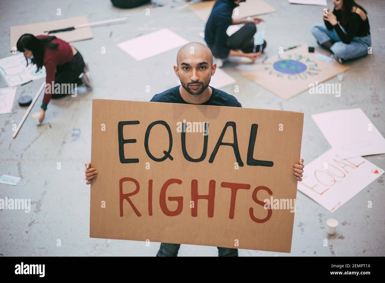 Equal sign hi-res stock photography and images - Alamy
